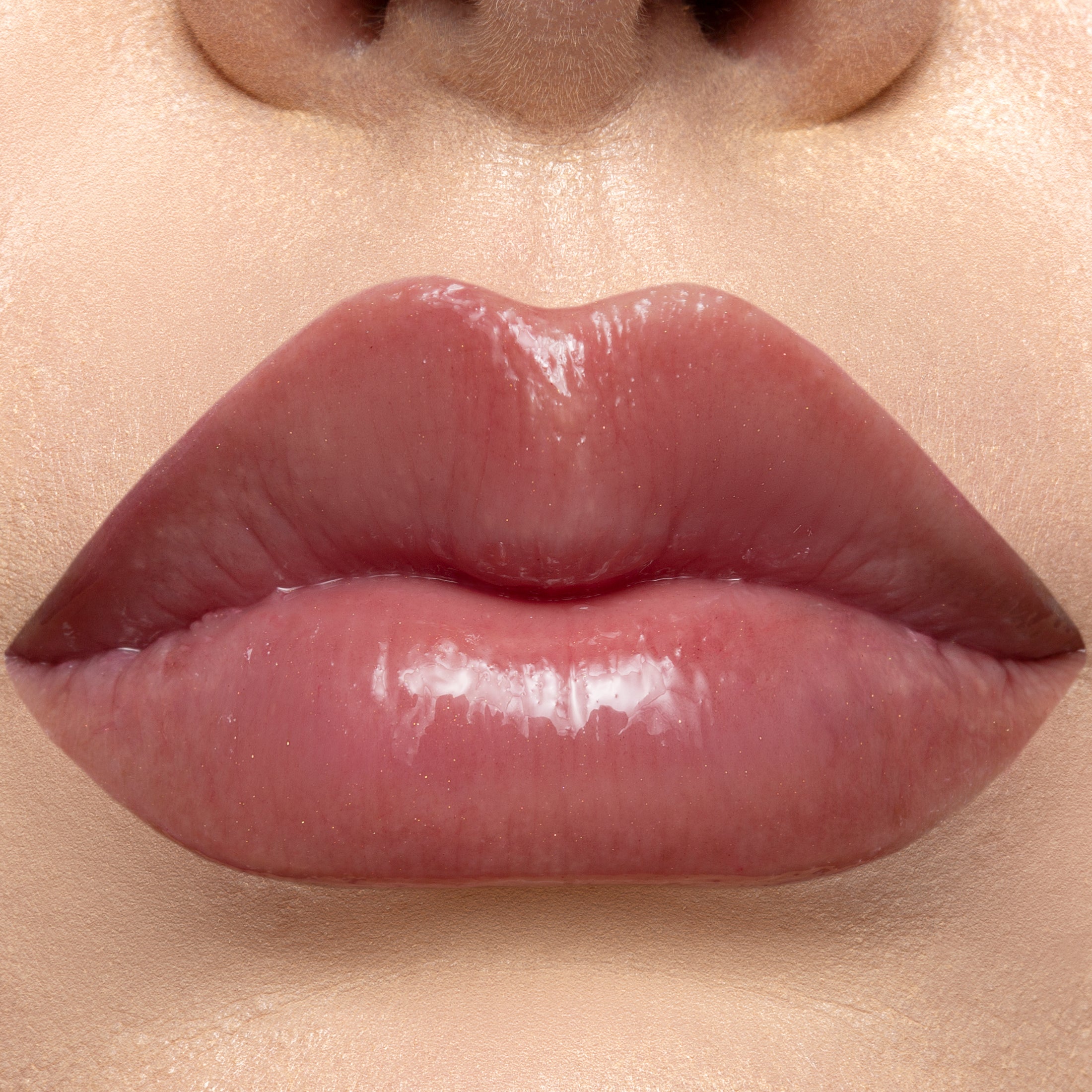 Vino | OFRA X SAFAI | Shimmer Lip Gloss – Ofra Cosmetics